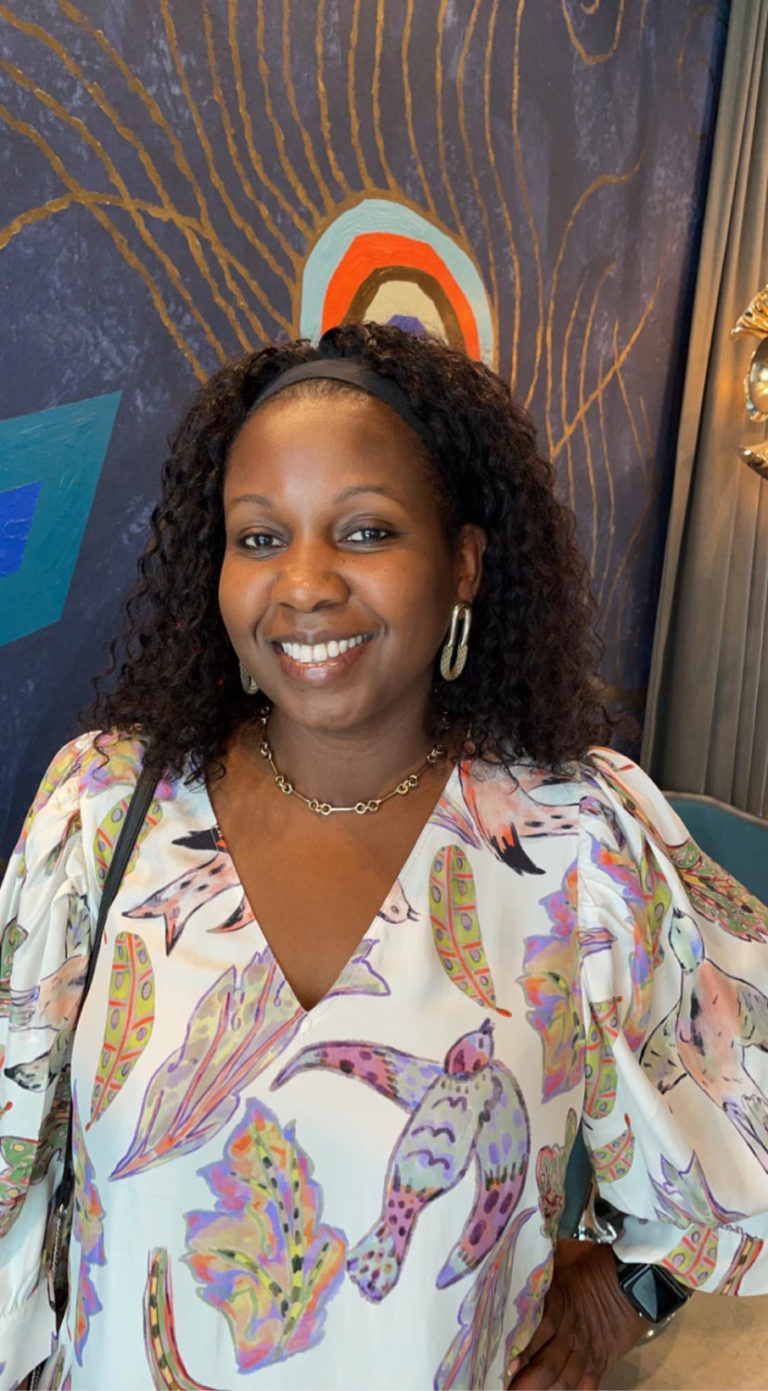 Carolyne vil sprede håb i en mørk tid - Fællesavisen - Christiansfeld ...