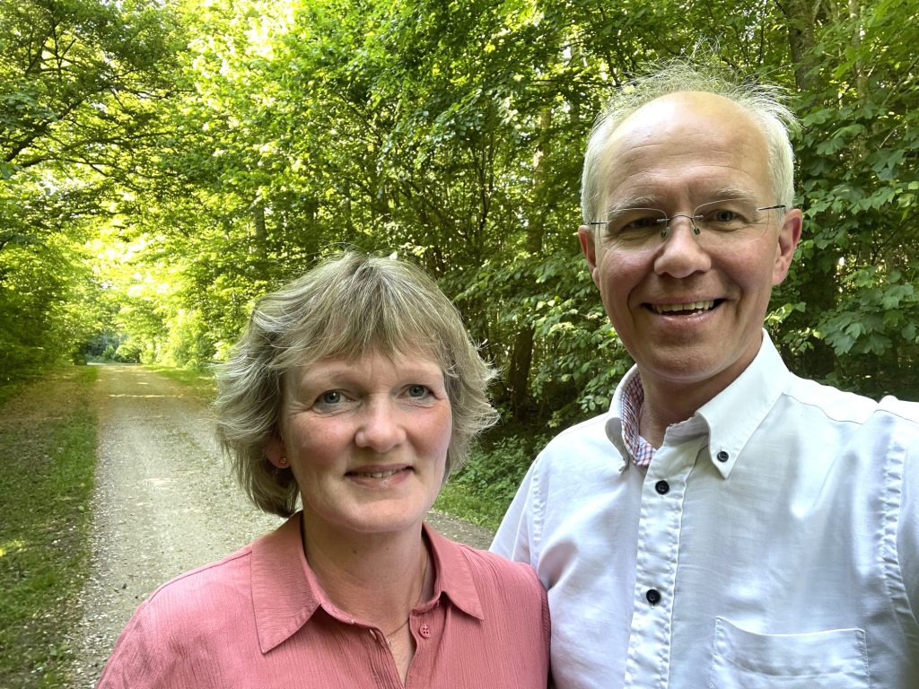 Præstepar får lov at blive i Vamdrup - Fællesavisen - Christiansfeld ...
