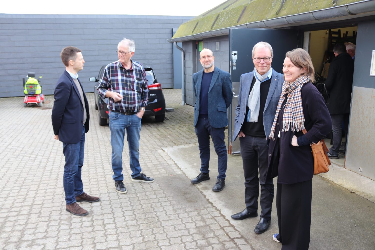 Socialdemokratisk top-politiker besøgte lokal BDM-genbrug ...