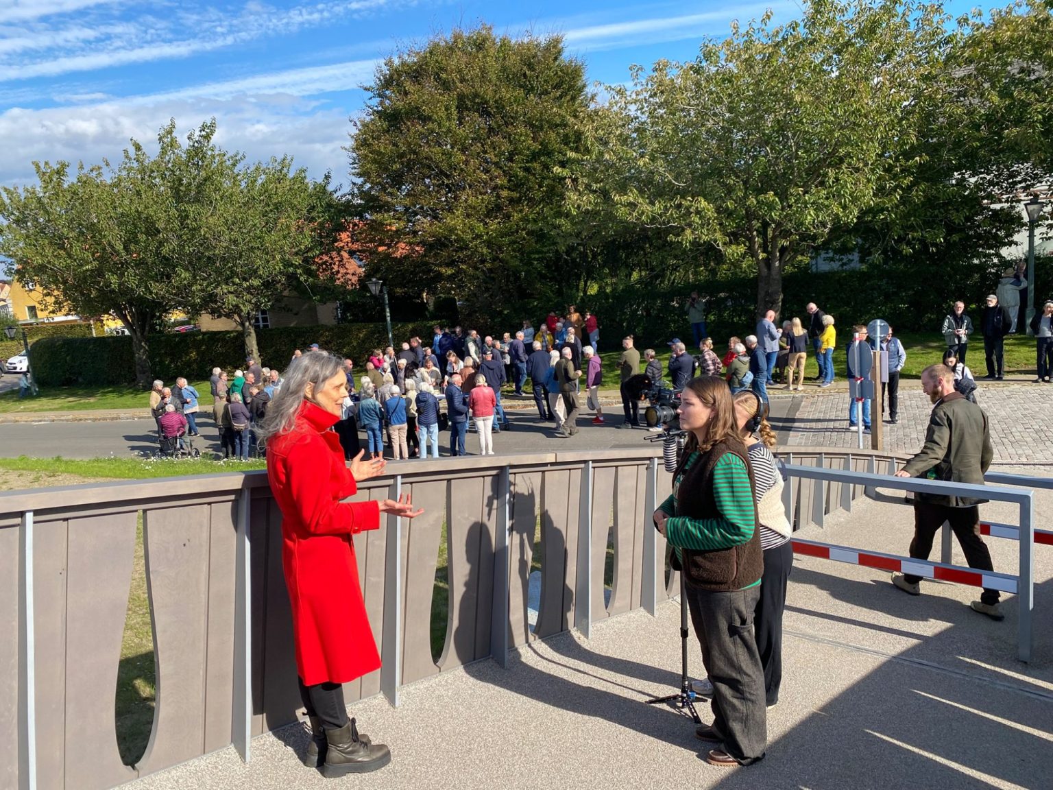 Broen er som en vifte af tårer - Fællesavisen - Christiansfeld Avis ...